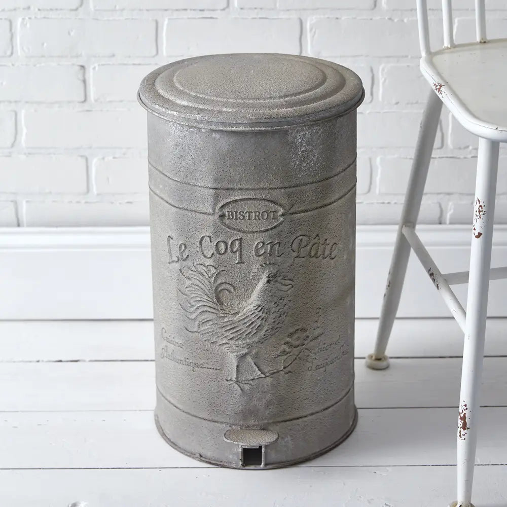 Metal Trash Can – Sage and Co.